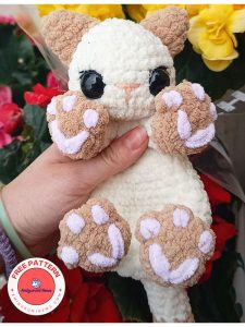 Free crochet cat snuggler amigurumi pattern